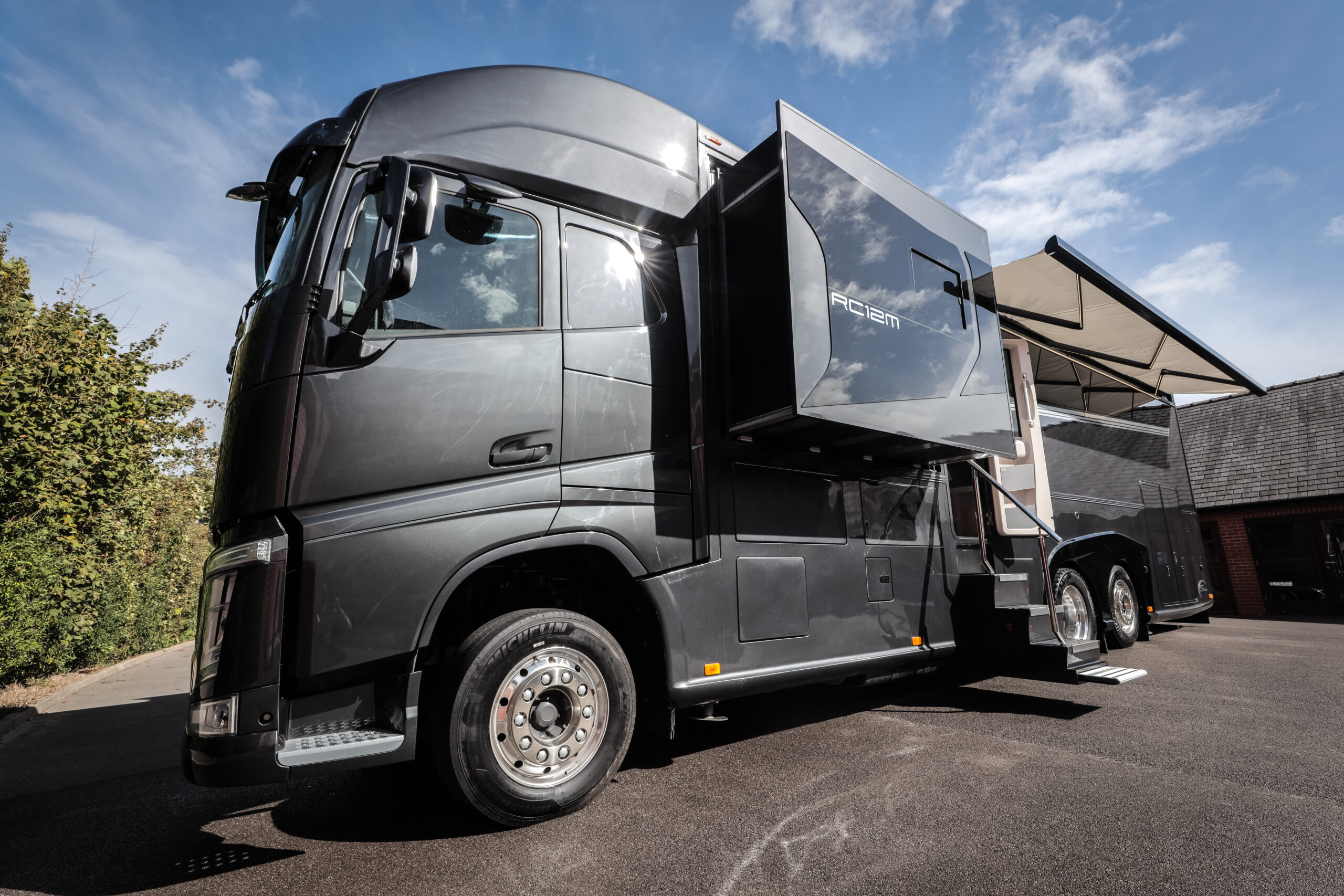 RC Motorhomes Launches the RC12M - IMP