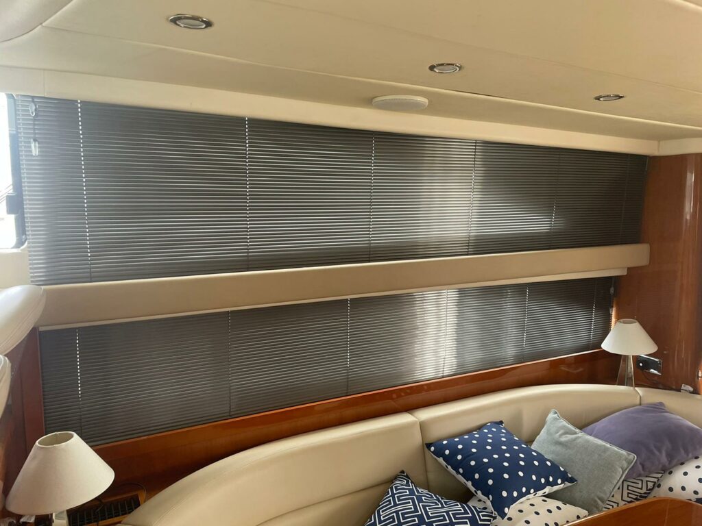 Princess 50 - Seaview Venetian blinds - IMP